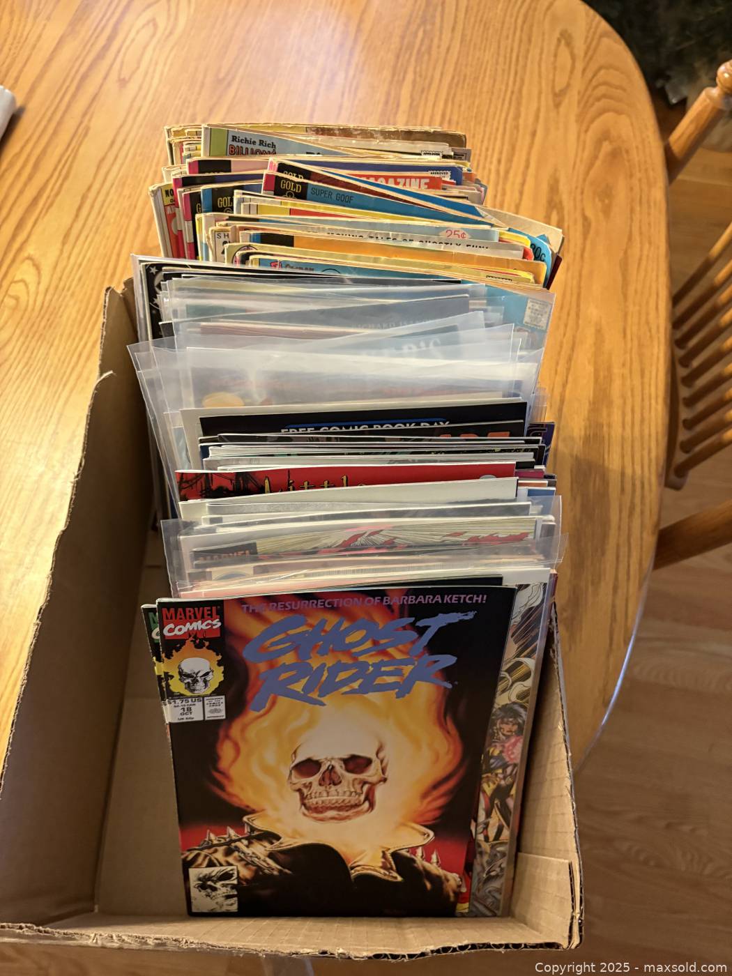 Box of 120+ comic books | Maxsold