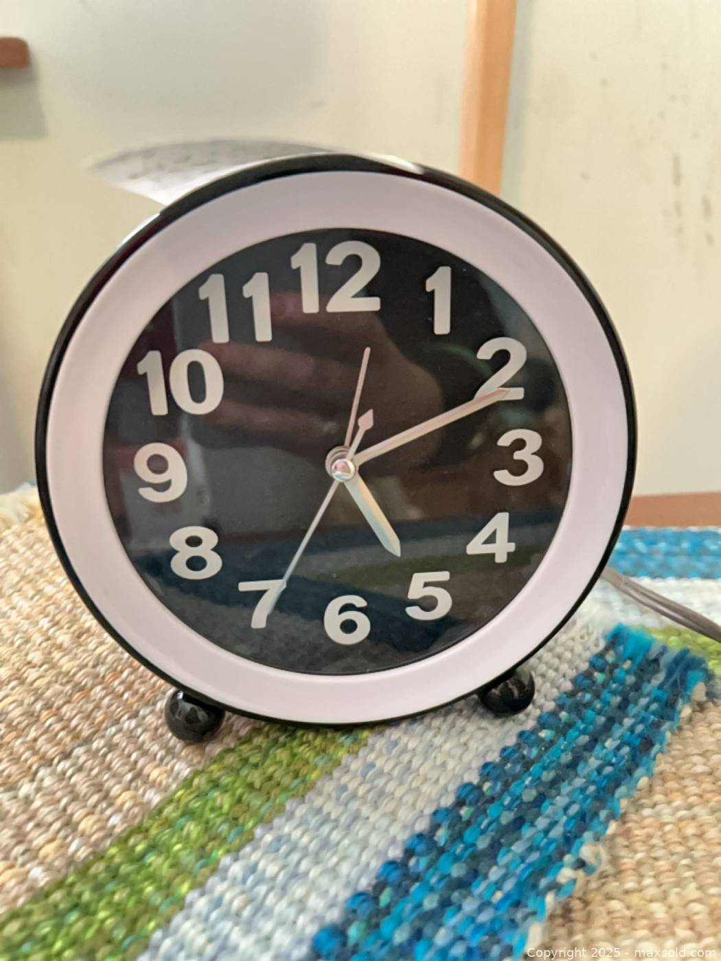 Floor Lamp, Table Lamp, Alarm Clock, Flashlight | Maxsold