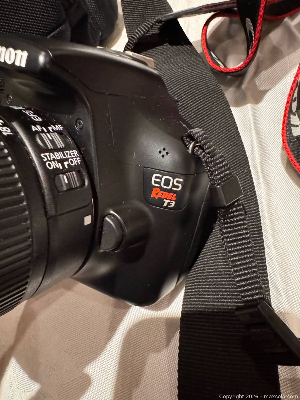 Canon EOS Rebel T3 DSLR camera kit | Maxsold