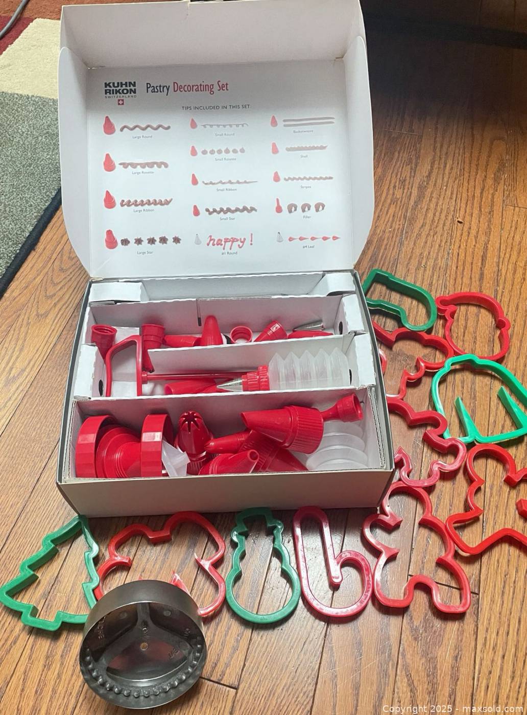 Kuhn Rikon pastry decorating set, Pampered Chef Cut 'N Seal and holiday ...
