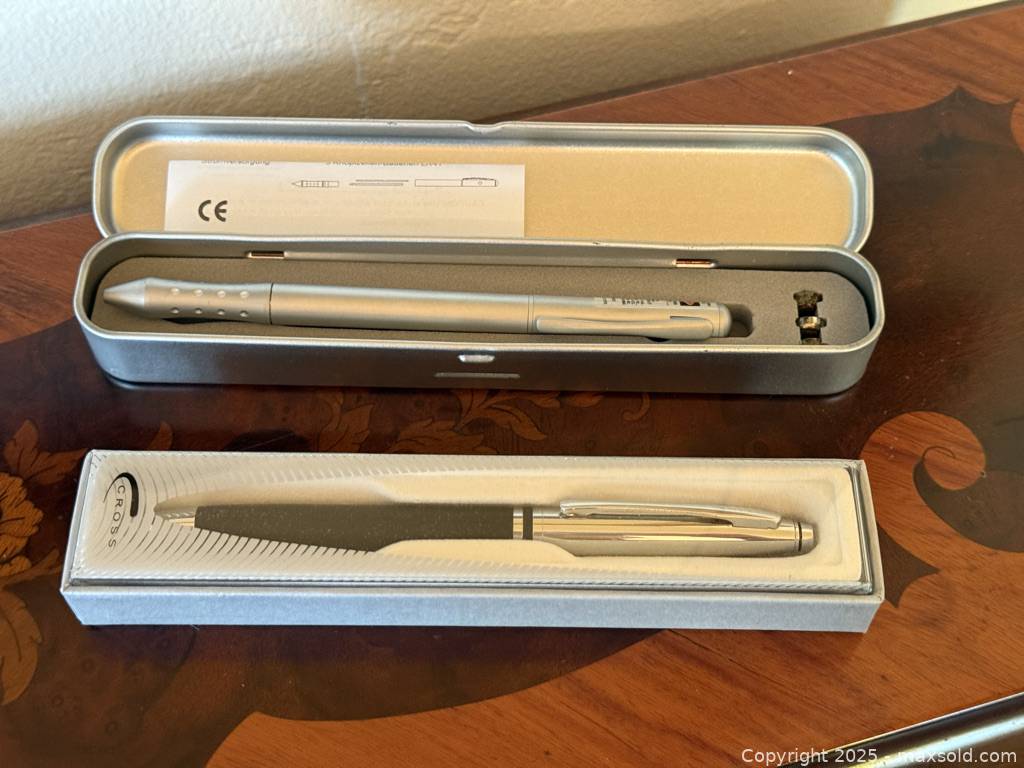 Pair of Cross boxed ballpoint pens | Maxsold