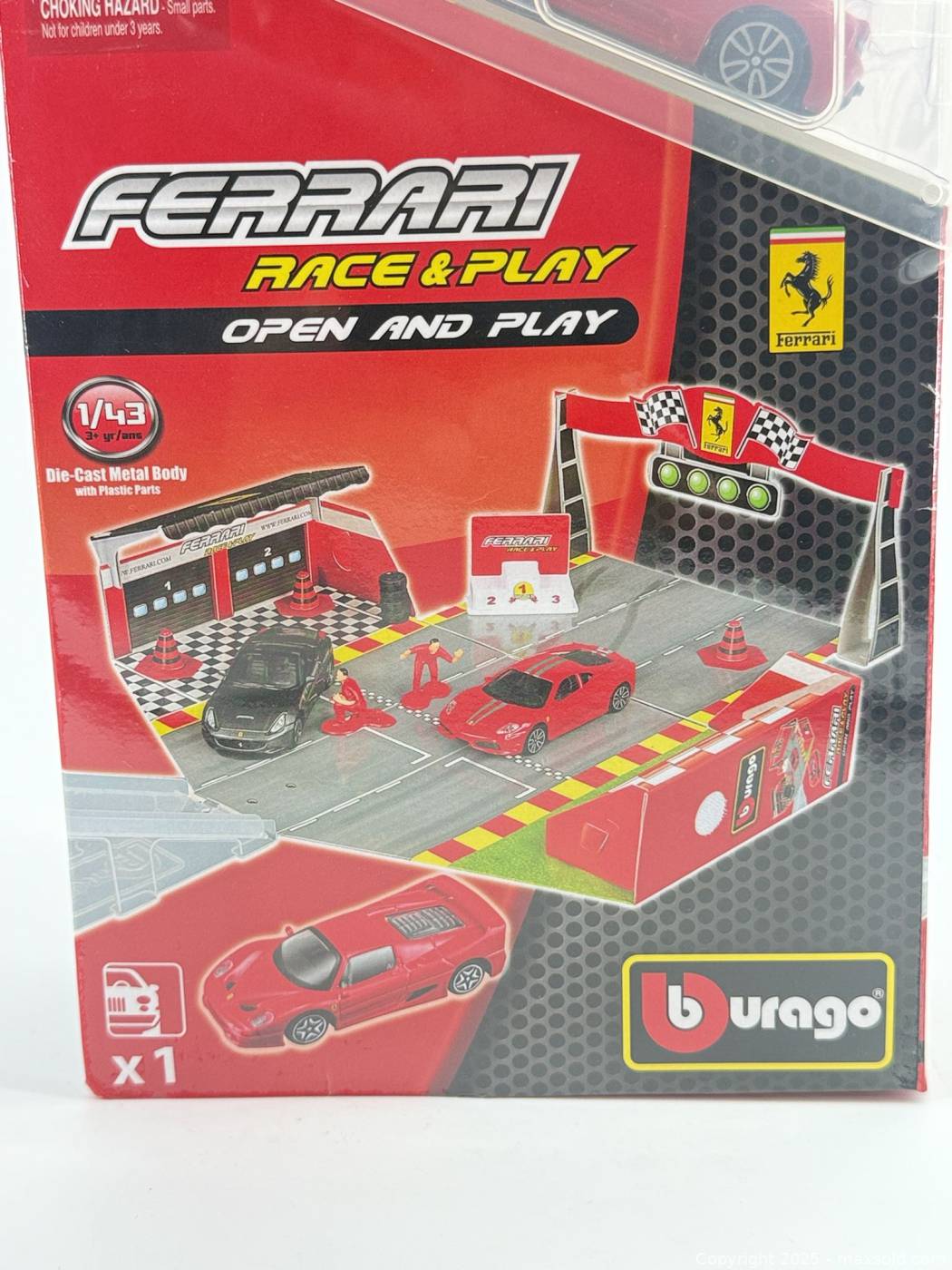 Bburago Ferrari Race & Play Open And Play Set 1:43 | Maxsold