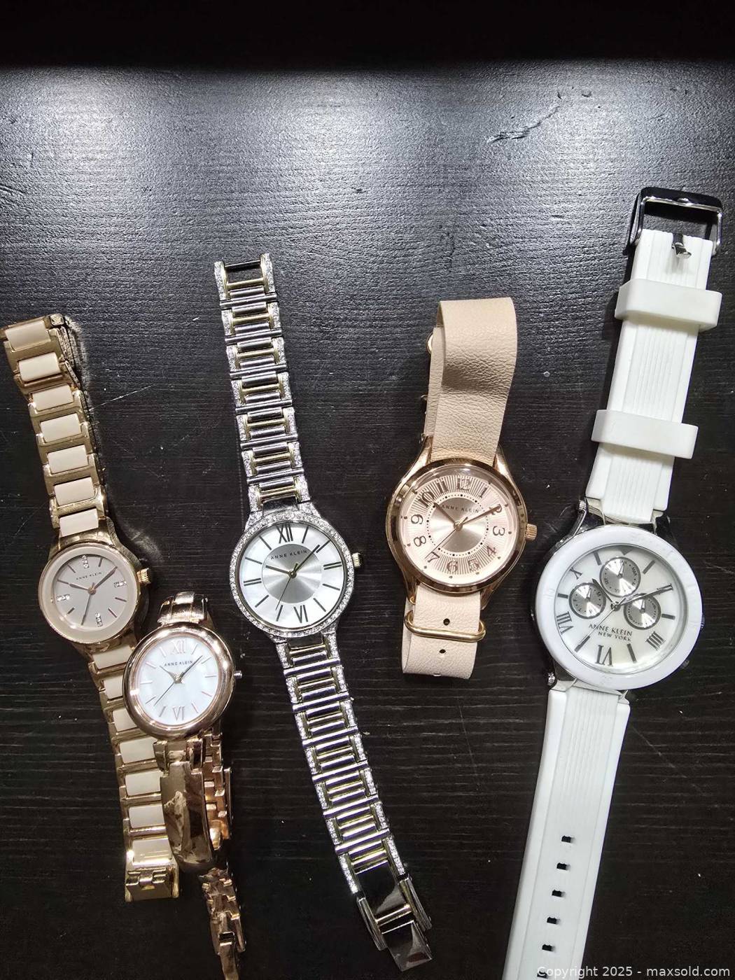 Anne Klein women’s fashion display watches | Maxsold
