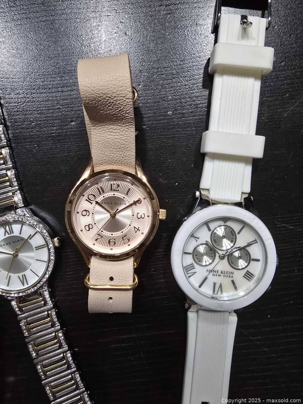 Anne Klein women’s fashion display watches | Maxsold