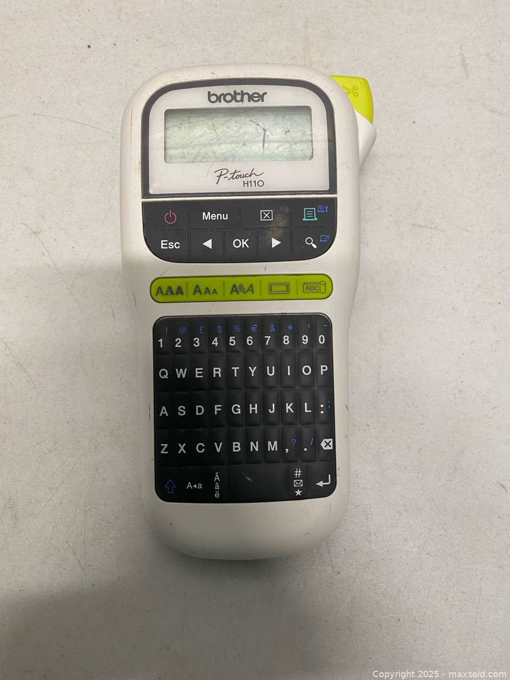 Brother P-Touch H110 handheld label maker | Maxsold