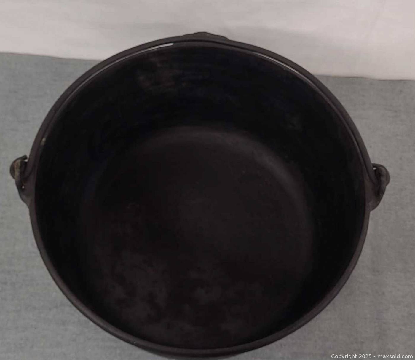 Vintage Cast Iron Cauldron & Copper-Plated Bucket | Maxsold