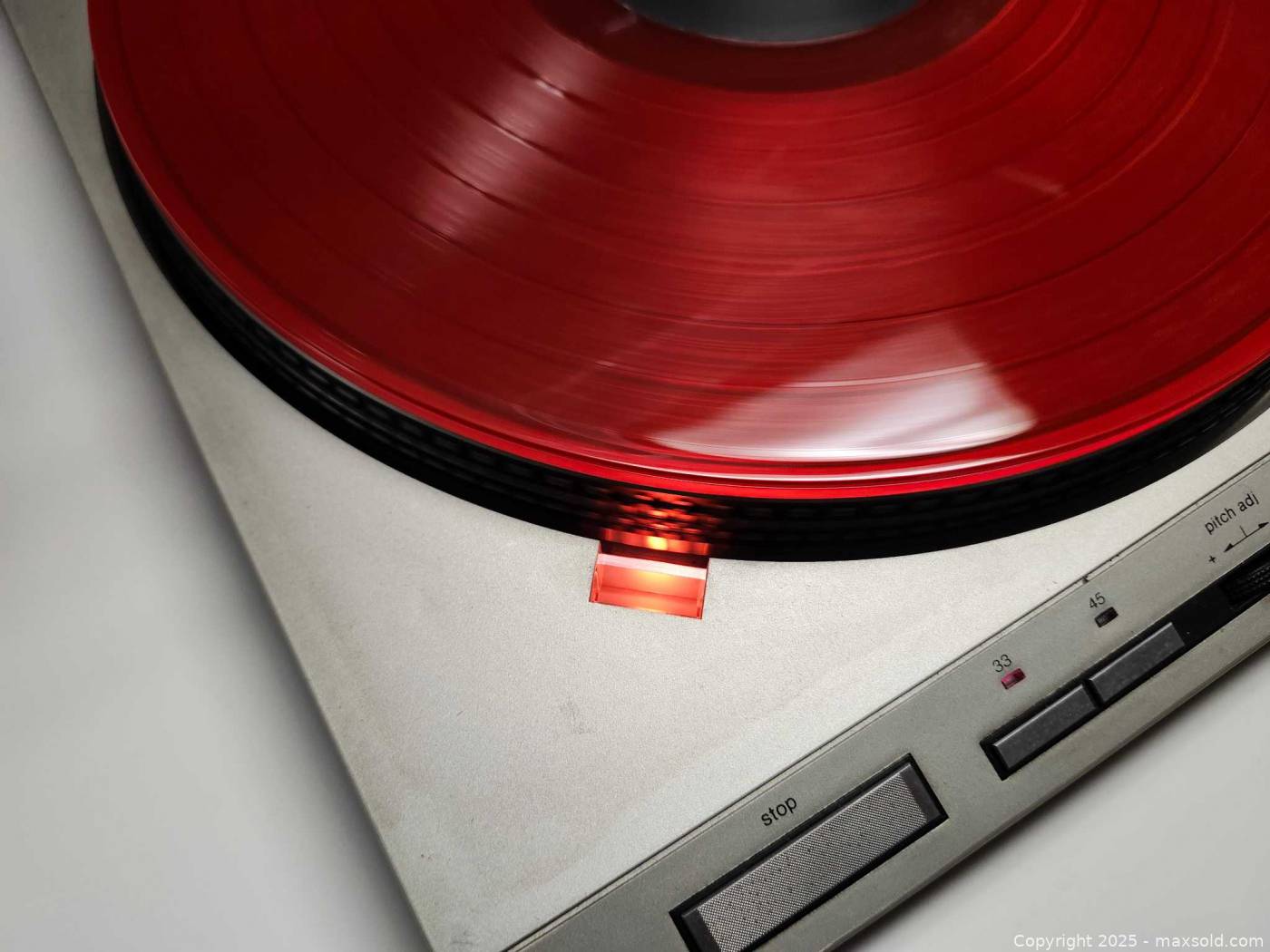 Technics SL-D202 Direct-Drive Turntable | Maxsold