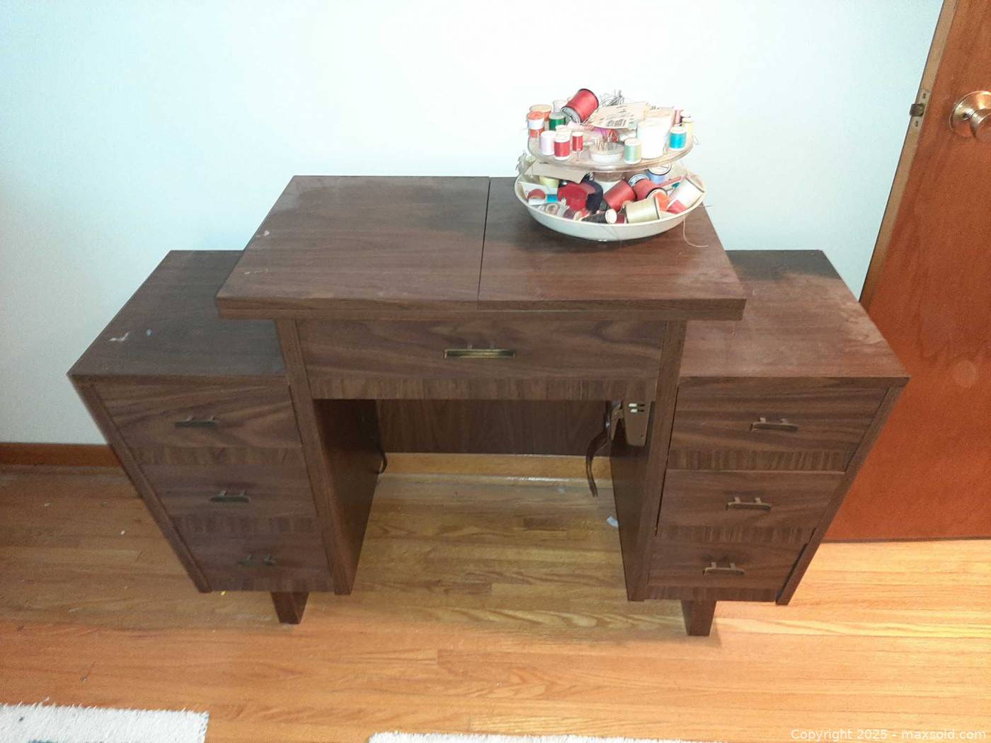 Vintage Morse Apollo 6400 Fotomatic sewing machine with cabinet and ...