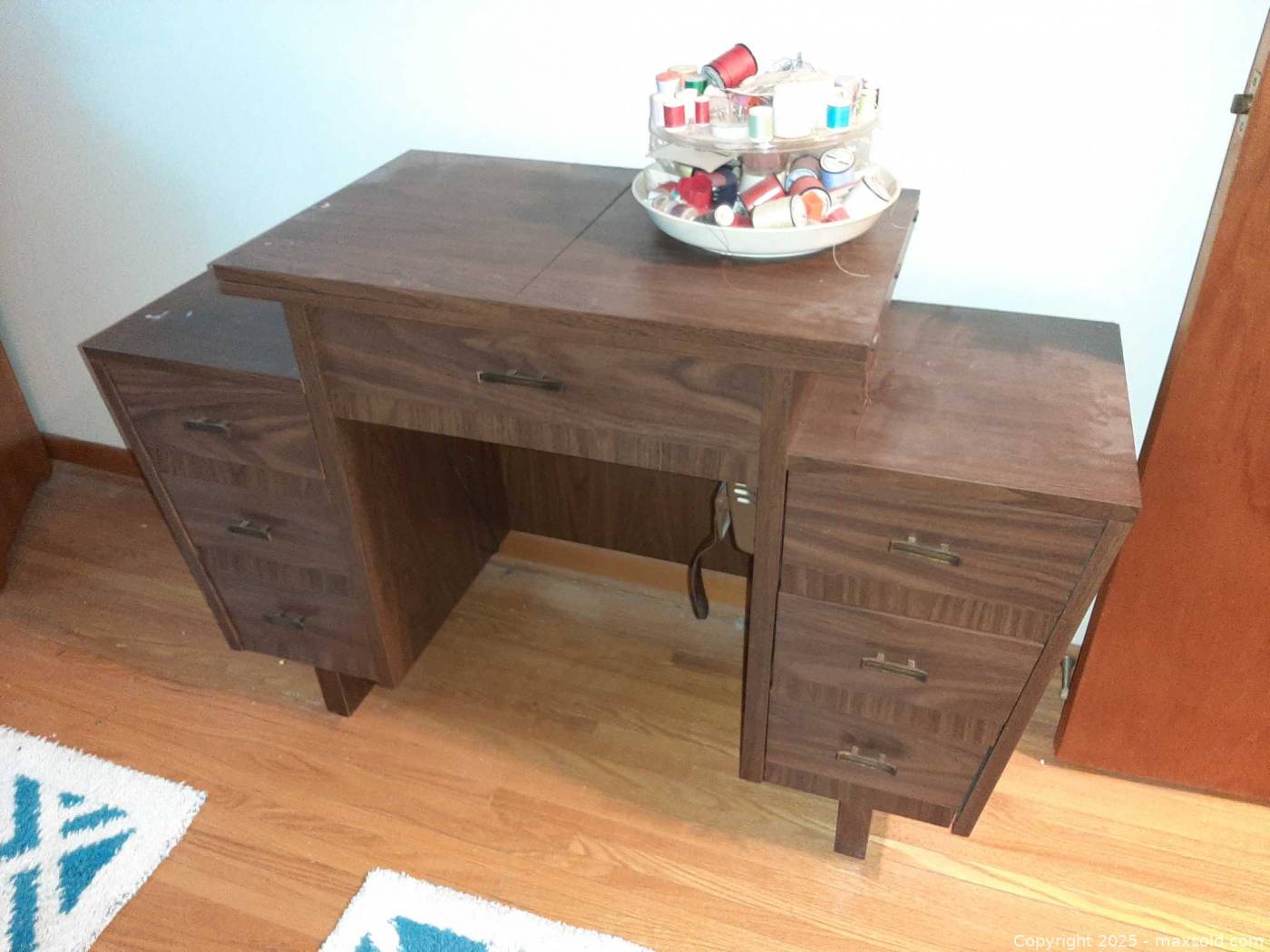 Vintage Morse Apollo 6400 Fotomatic sewing machine with cabinet and ...