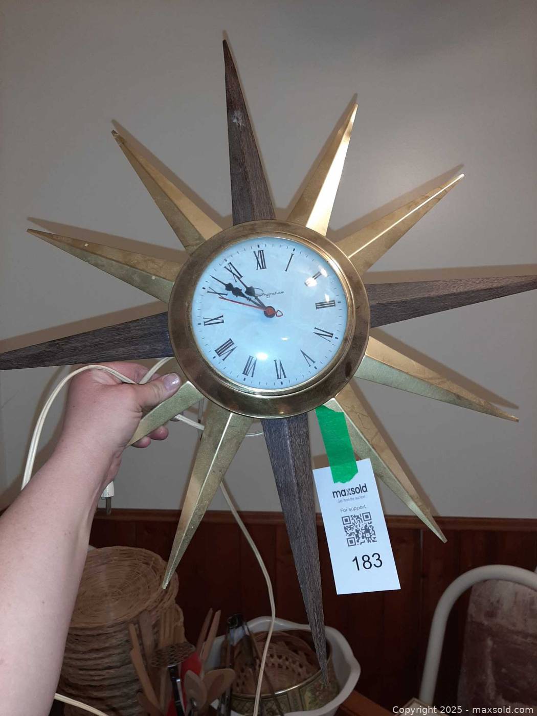 Ingraham Starburst Electric Wall Clock | Maxsold