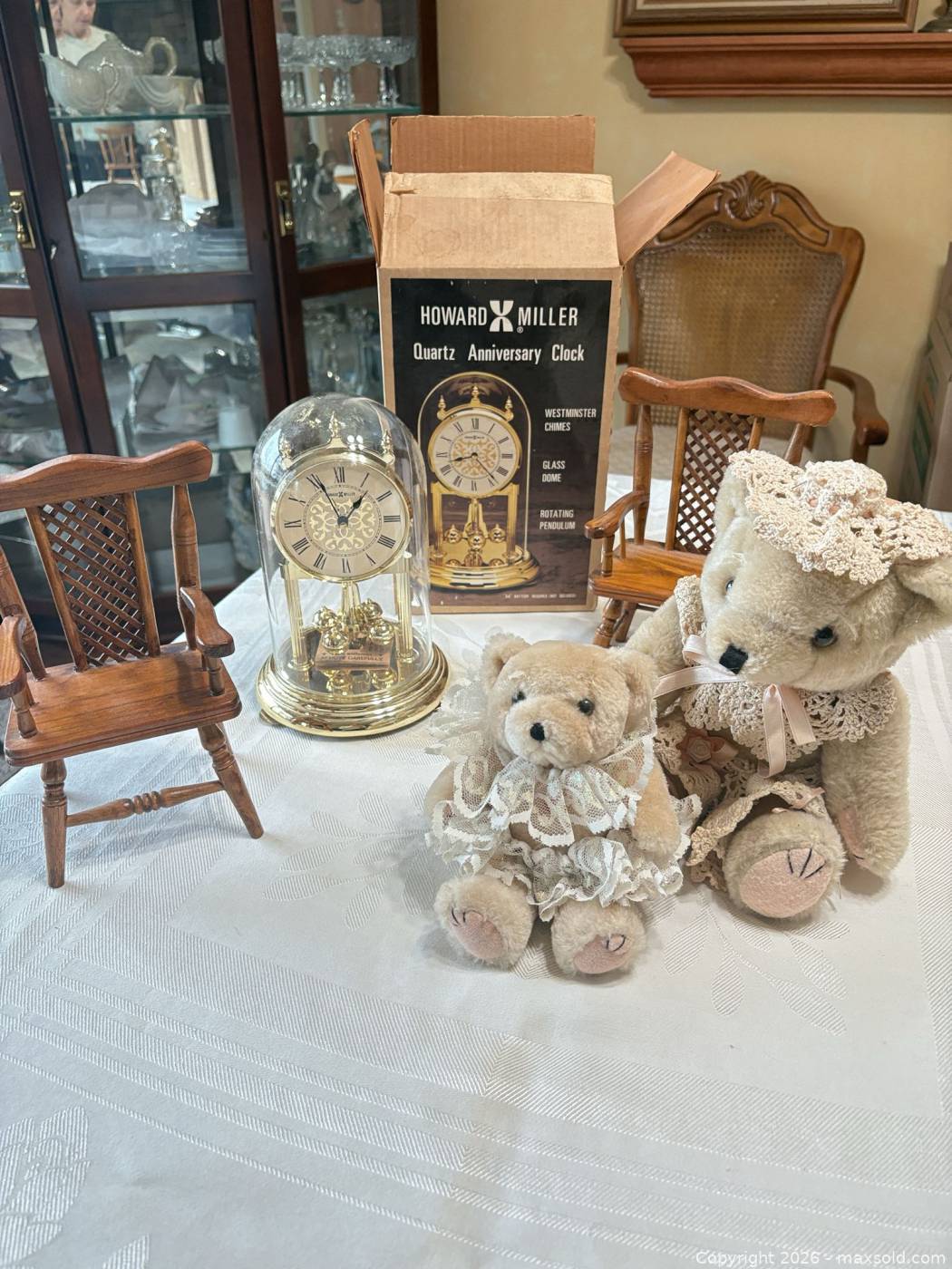 Howard Miller quartz anniversary clock with glass dome, 2 plush teddy ...