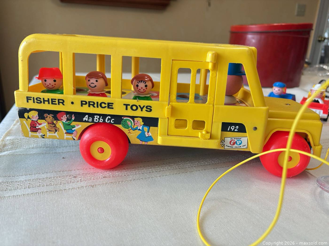 Fisher-Price #192 pull-along school bus, Little People vehicles ...