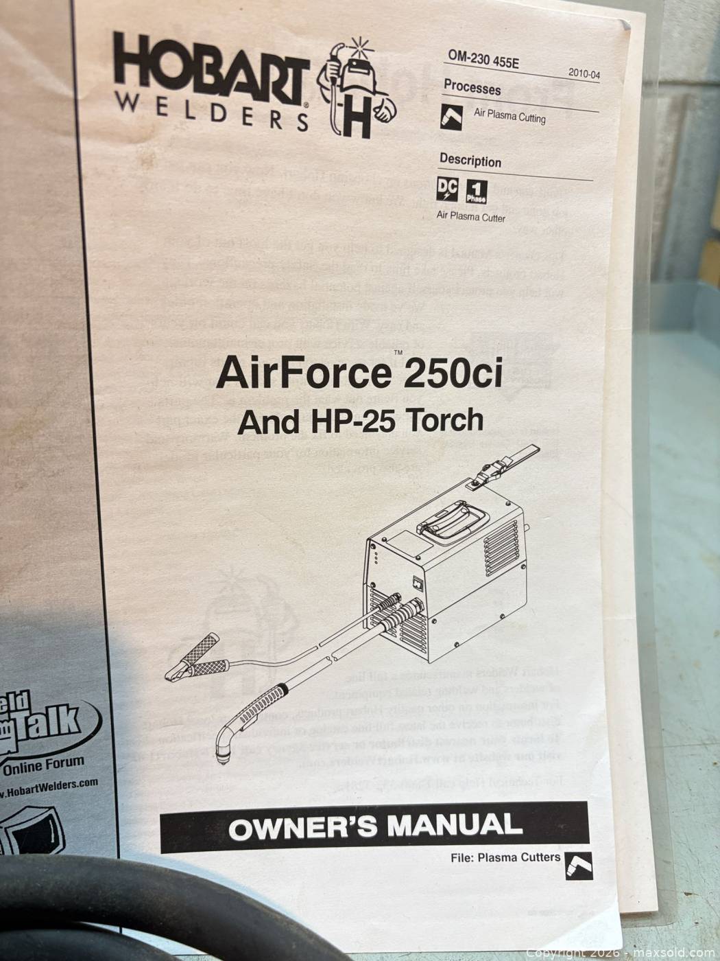 Hobart AirForce 250ci plasma cutter | Maxsold