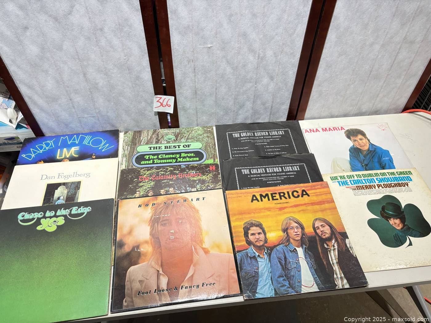 11 Vinyl LP Records 1960s-1970s | Maxsold