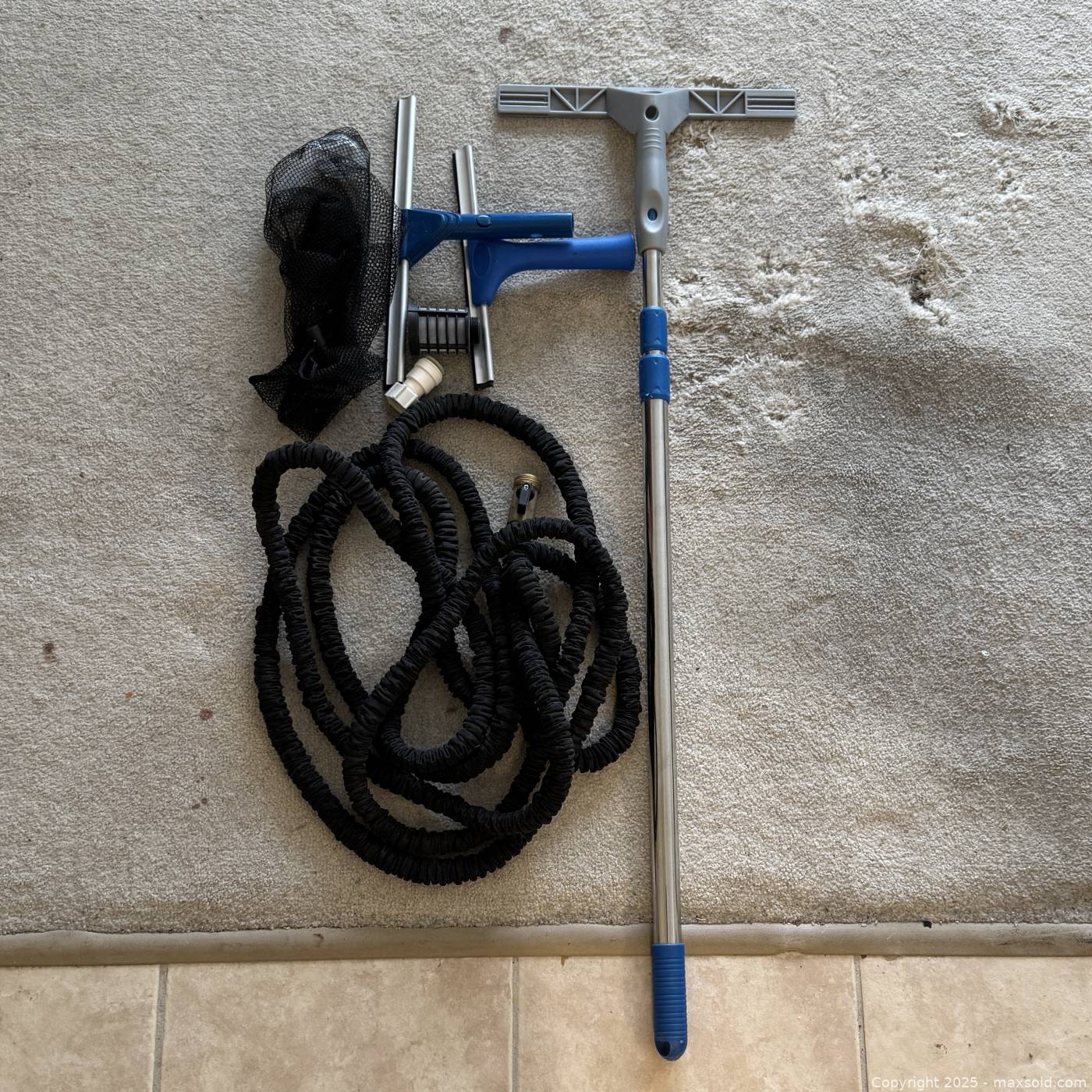Rubbermaid toolbox, Dremel rotary tool, Mastercraft 1100 W inverter ...