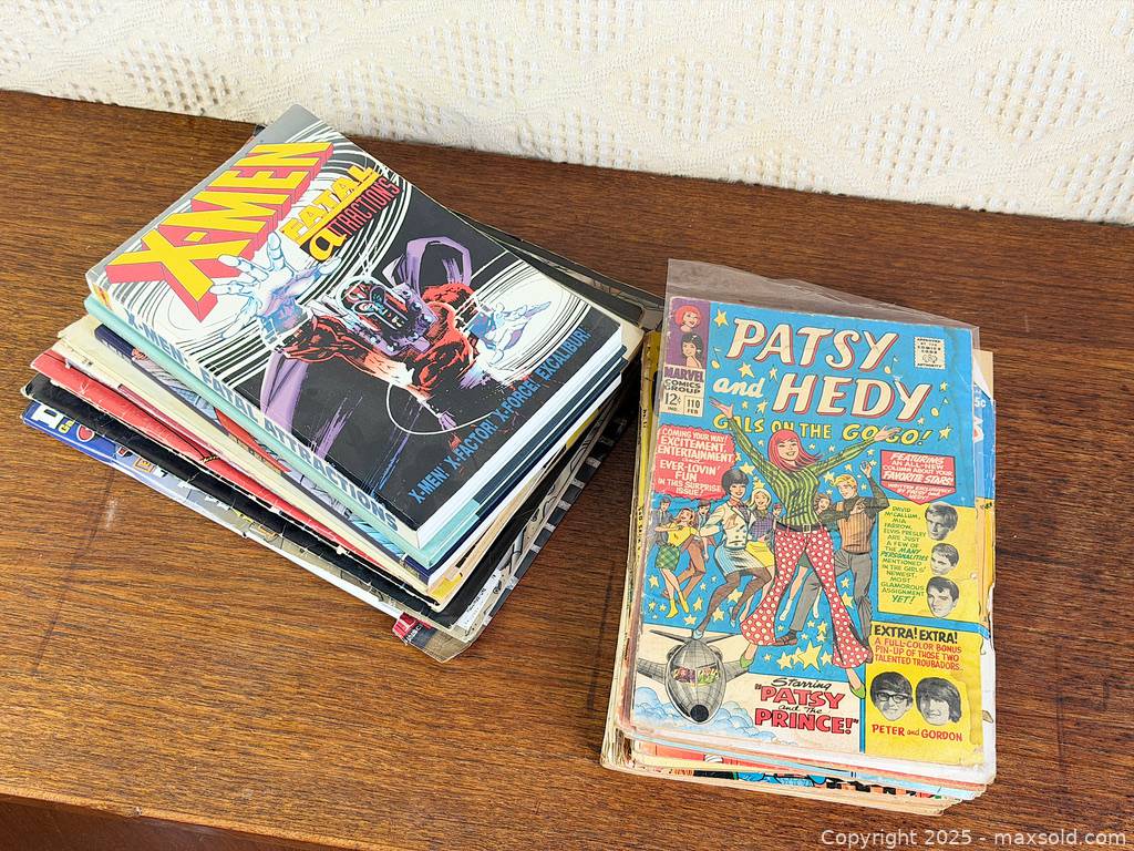 Vintage comic books and magazines | Maxsold
