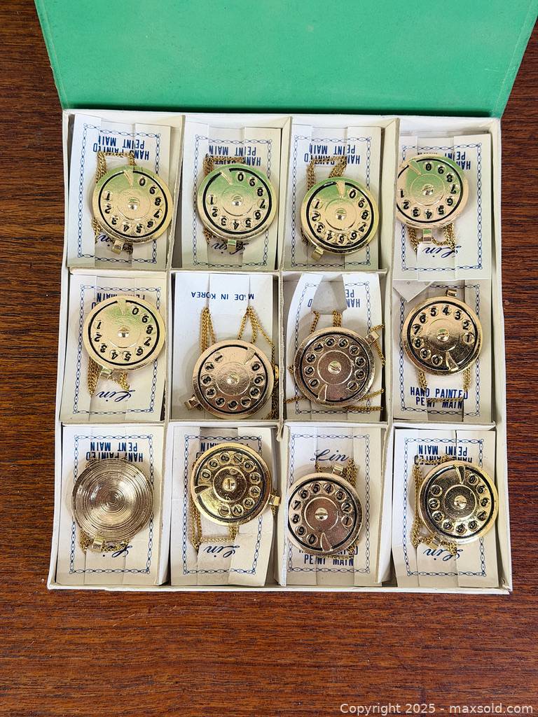 Vintage new-old-stock rotary dial pendant necklaces | Maxsold