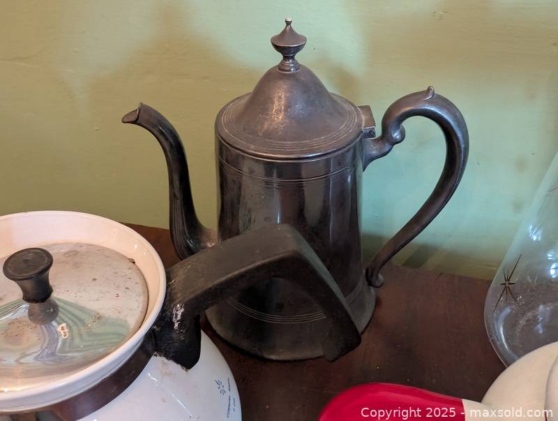Antique coffee and tea pots assortment | Maxsold