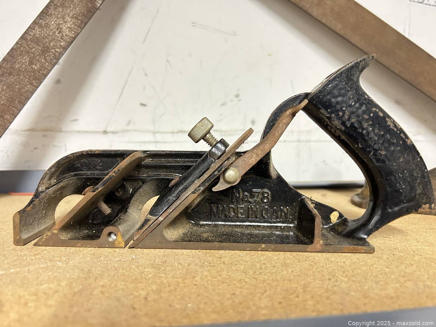 Stanley No. 78 rabbet plane, three additional planes, hand saw, metal ...