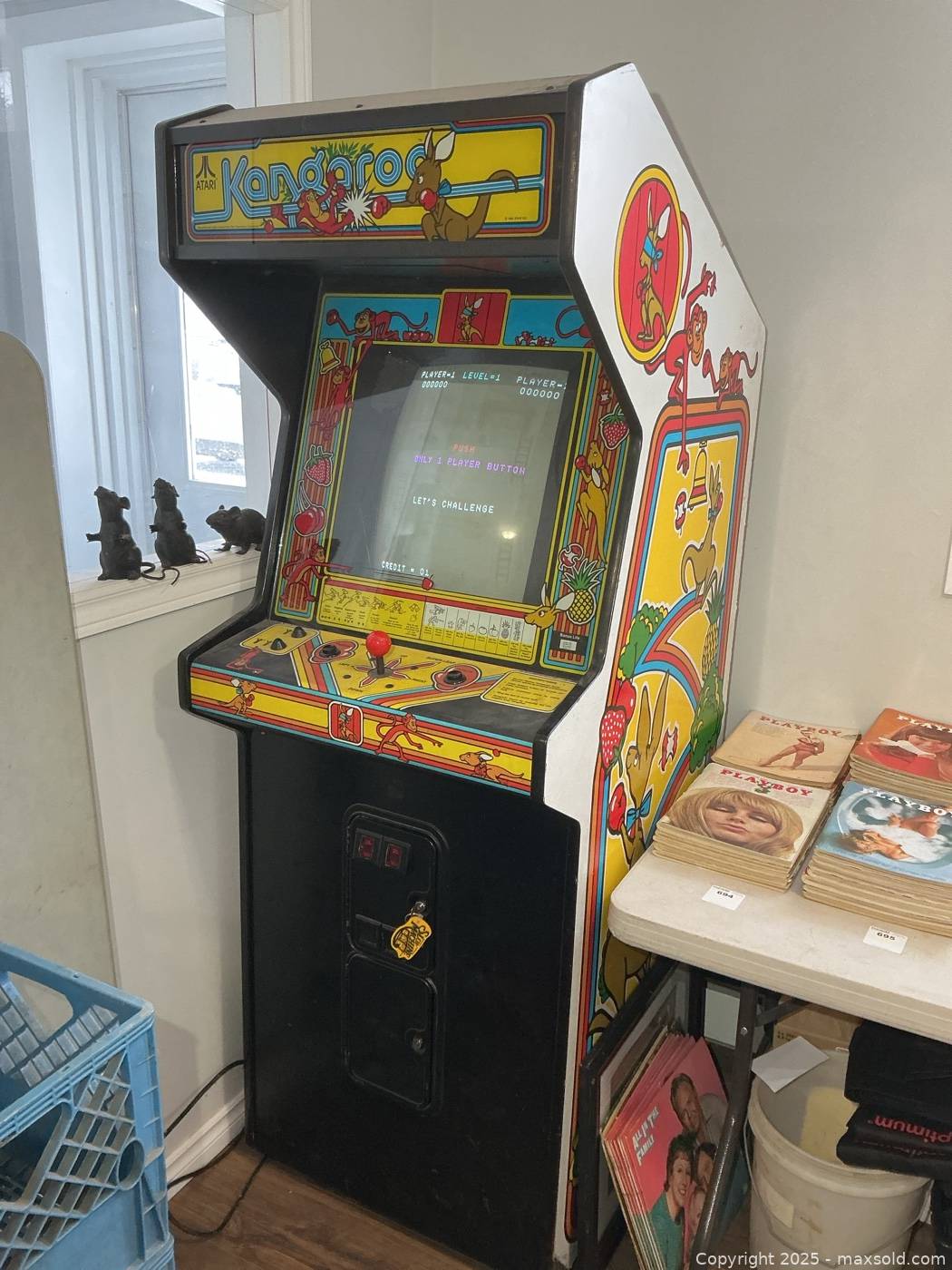 1982 Atari Kangaroo arcade machine | Maxsold