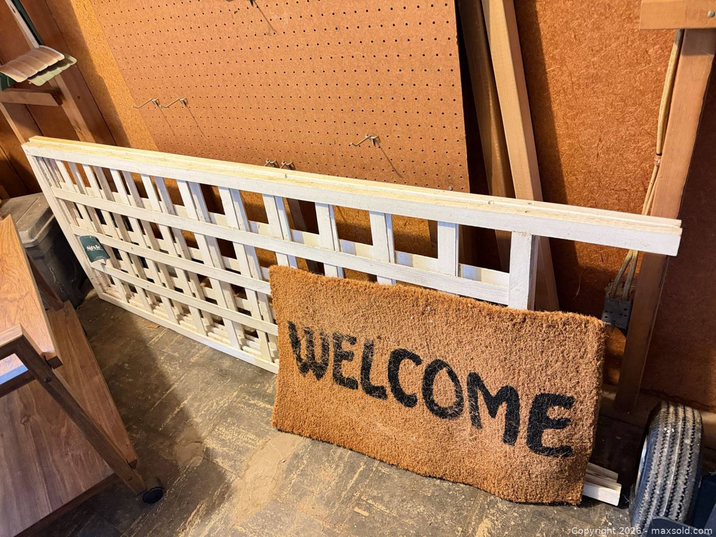 Wood Trellis Panels And Coir Doormat | Maxsold
