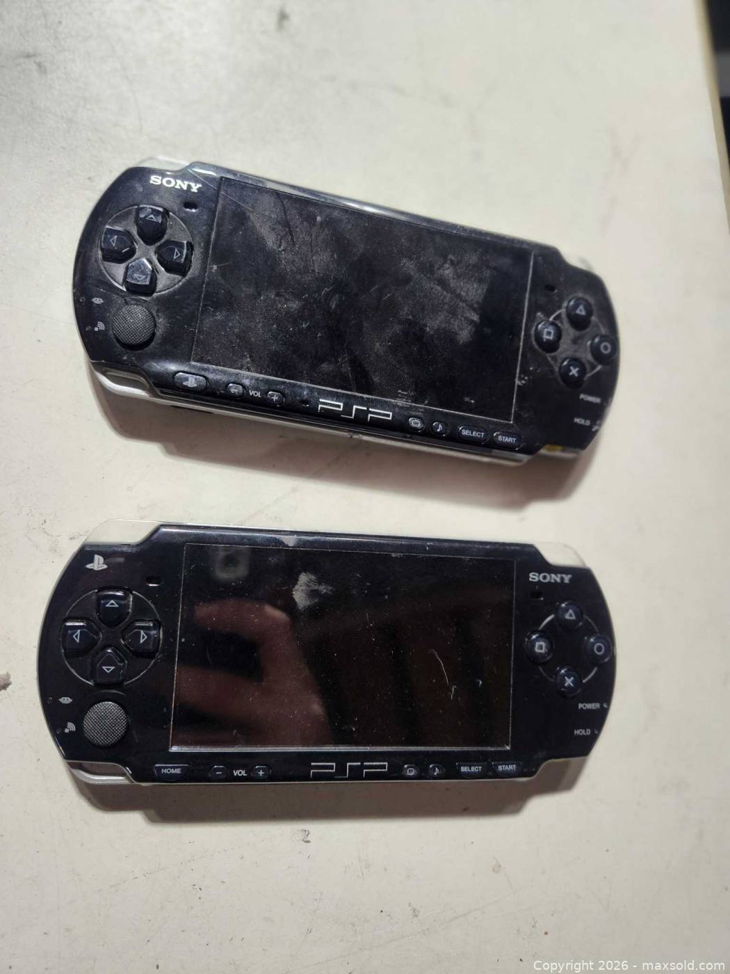 Sony PSP-2001 handheld game consoles | Maxsold
