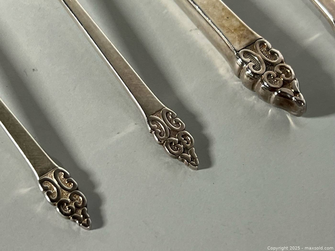 International Deep Silver flatware service for 12 with chest | Maxsold