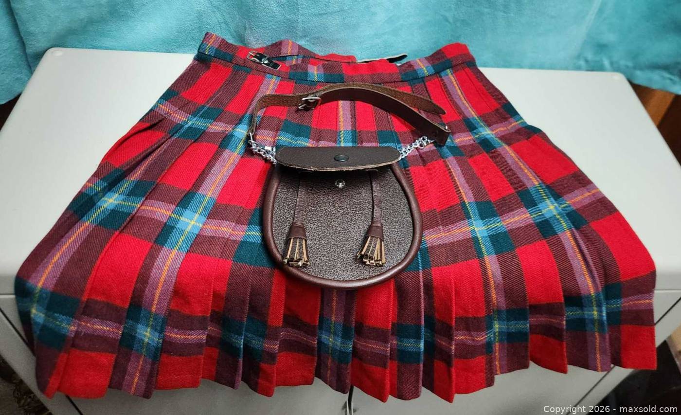 Clanlaird Red Tartan Kilt With Sporran | Maxsold