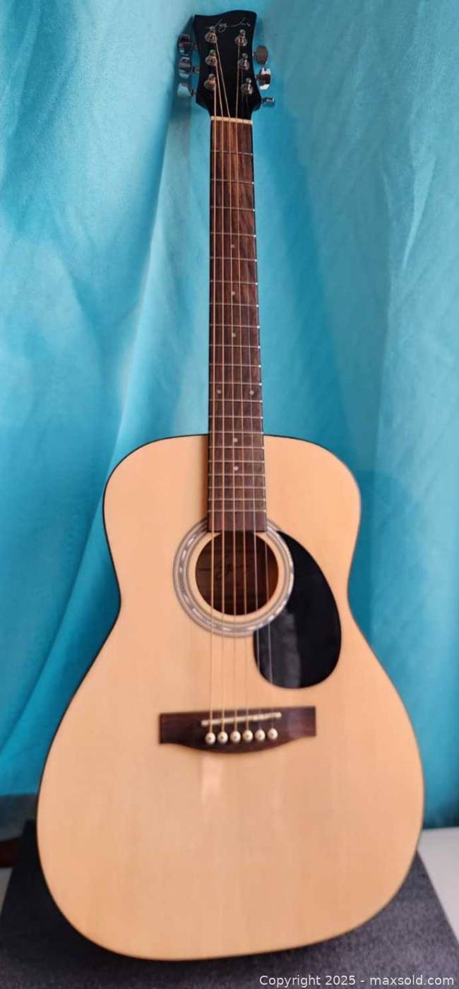 Jay Turser JJ-43N acoustic guitar | Maxsold