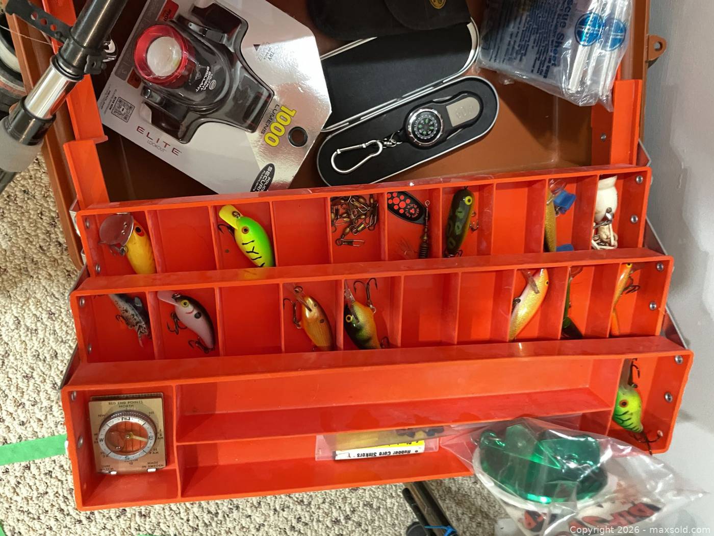 Silstar GT2035 reel, rod, tackle box & lures | Maxsold