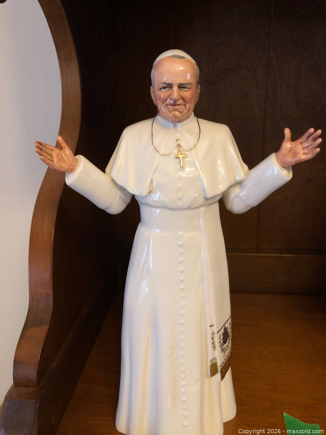 Royal Doulton HN2888 Pope John Paul II Figurine | Maxsold