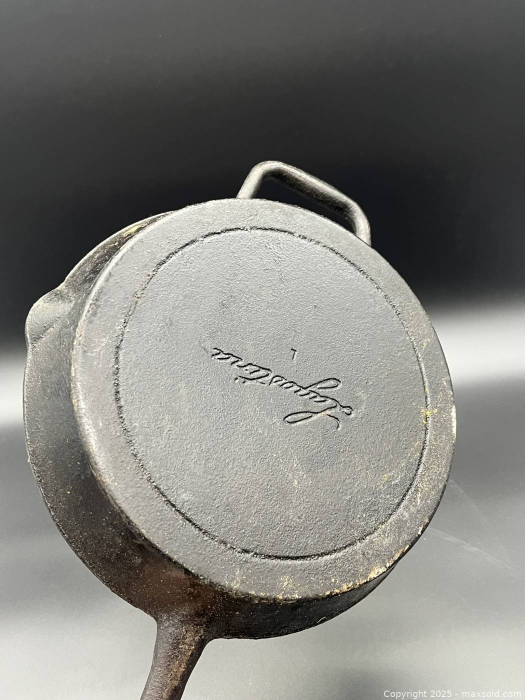 Lagostina cast iron skillet | Maxsold