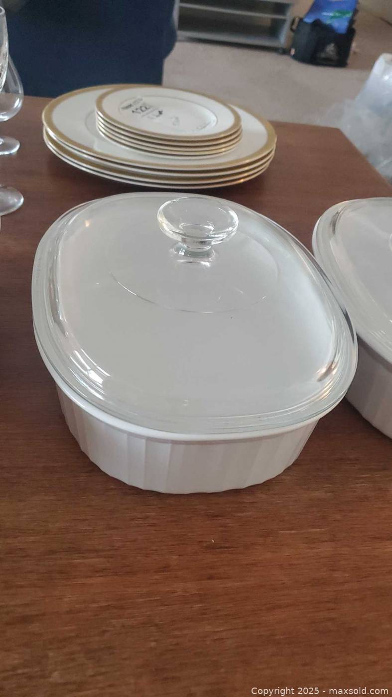 Pyrex Bowls & CorningWare Casseroles | Maxsold