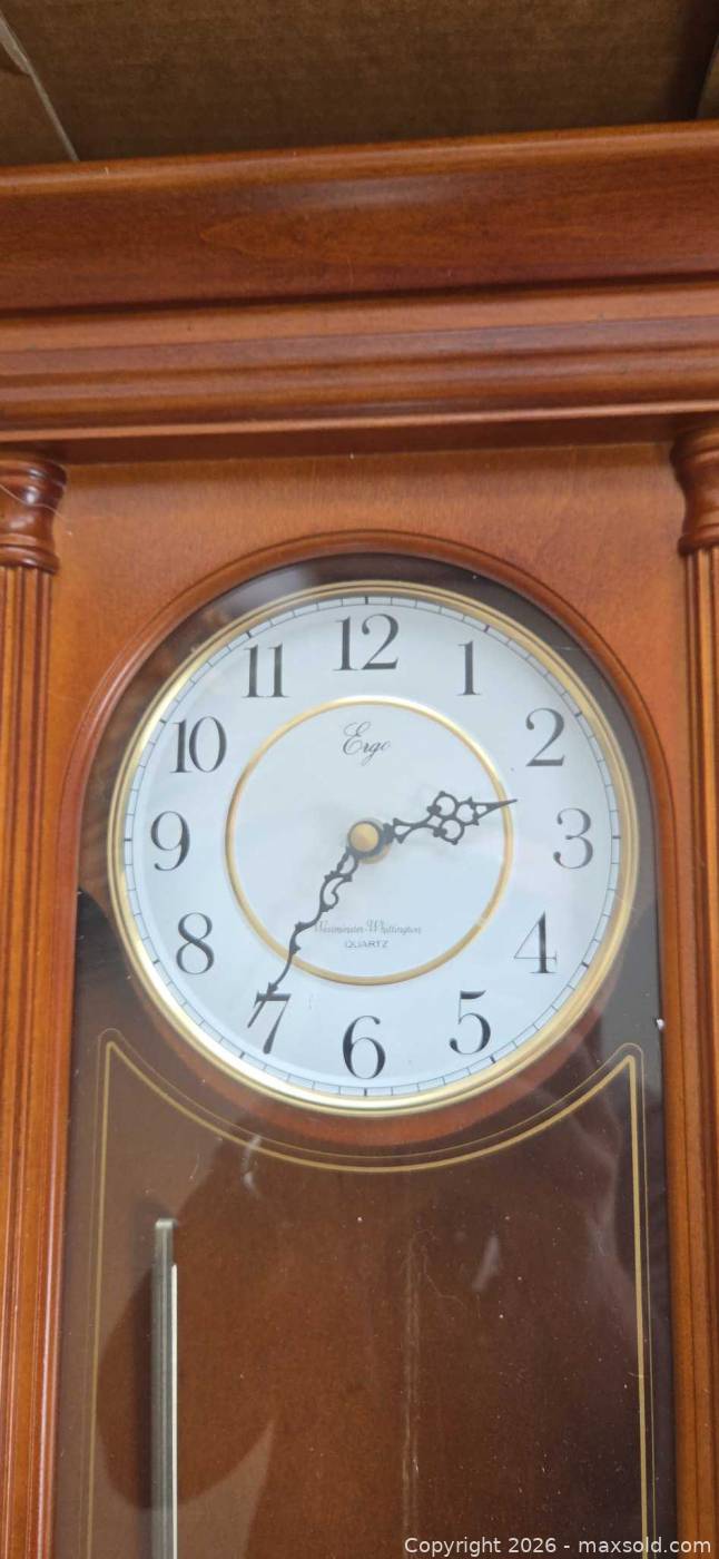 Wall pendulum quartz clock with box | Maxsold