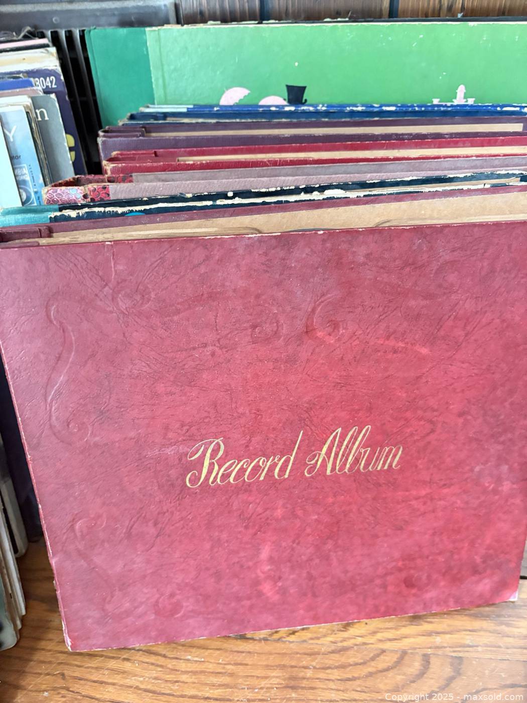 Vintage LPs, 45s and 78s assortment | Maxsold