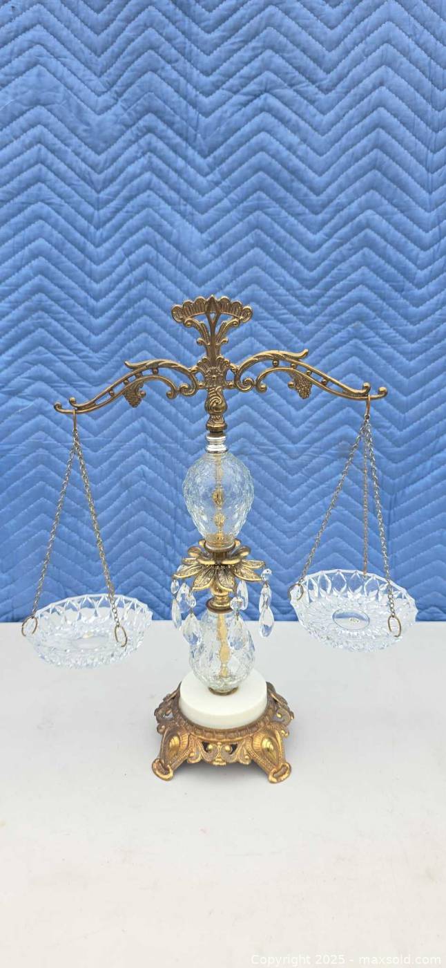 Vintage decorative balance scale with glass bowls | Maxsold