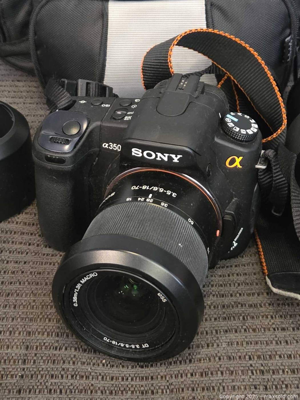 Sony α350 DSLR camera, 18-70mm lens, telephoto zoom lens, bag, hood ...