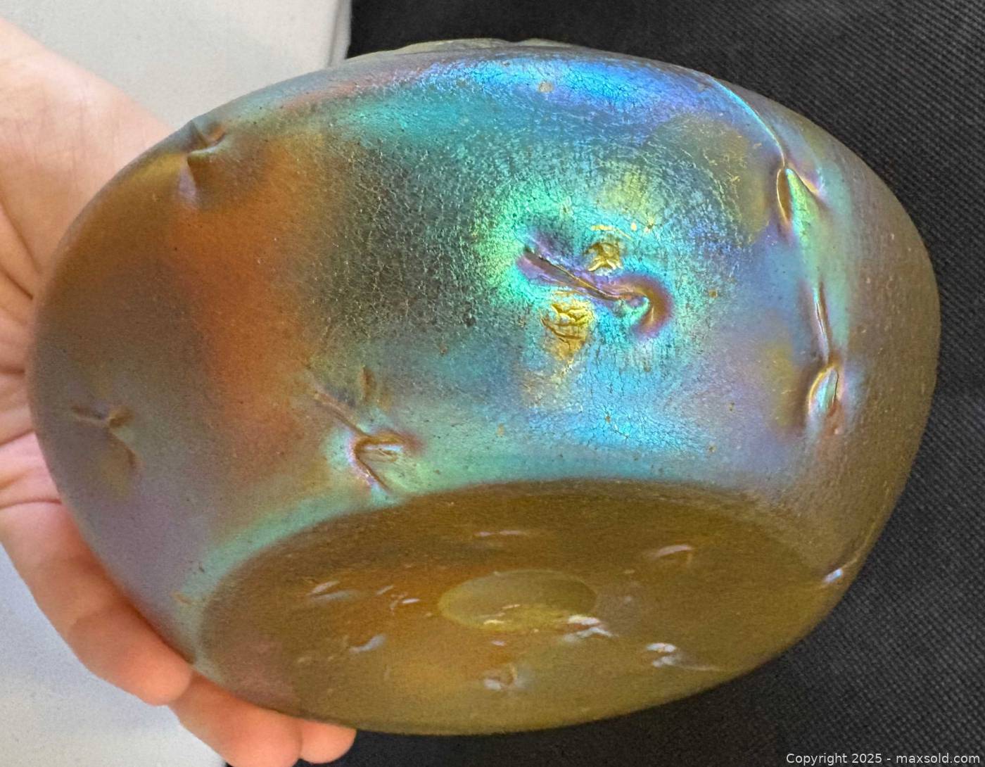 Loetz Silberiris iridescent art glass bowl | Maxsold