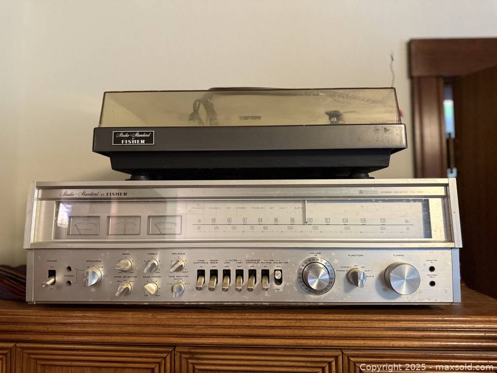 Vintage Fisher Studio Standard AS-1080 stereo receiver with matching ...