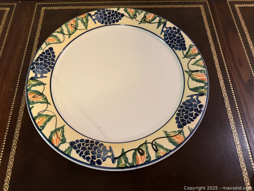 Vitantonio Italian Grape Plate | Maxsold