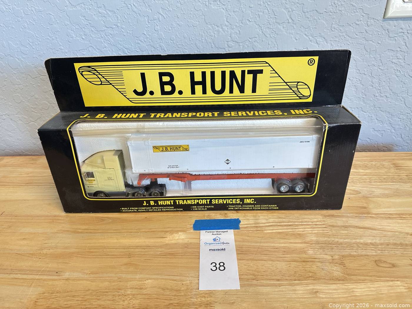 J.B. Hunt 1:64 Die-Cast Tractor & Trailer | Maxsold