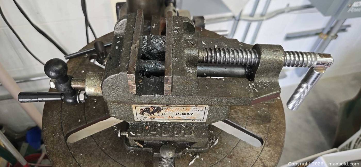 Buffalo FDM-5 Heavy Duty Floor Drill Press | Maxsold