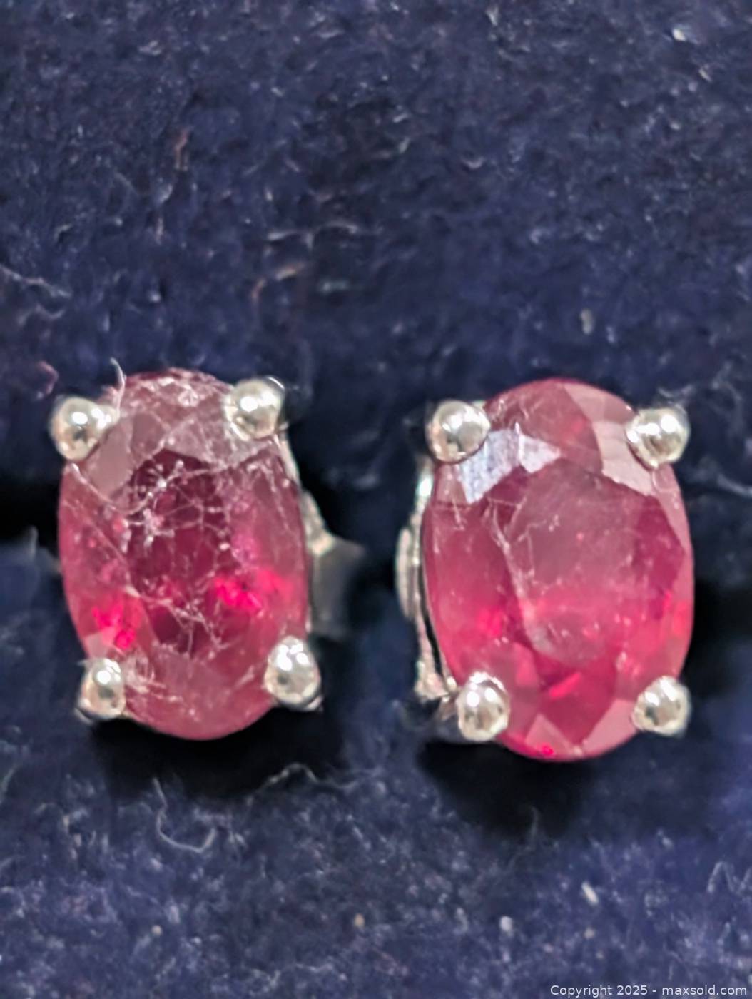 Silver ruby stud earrings | Maxsold