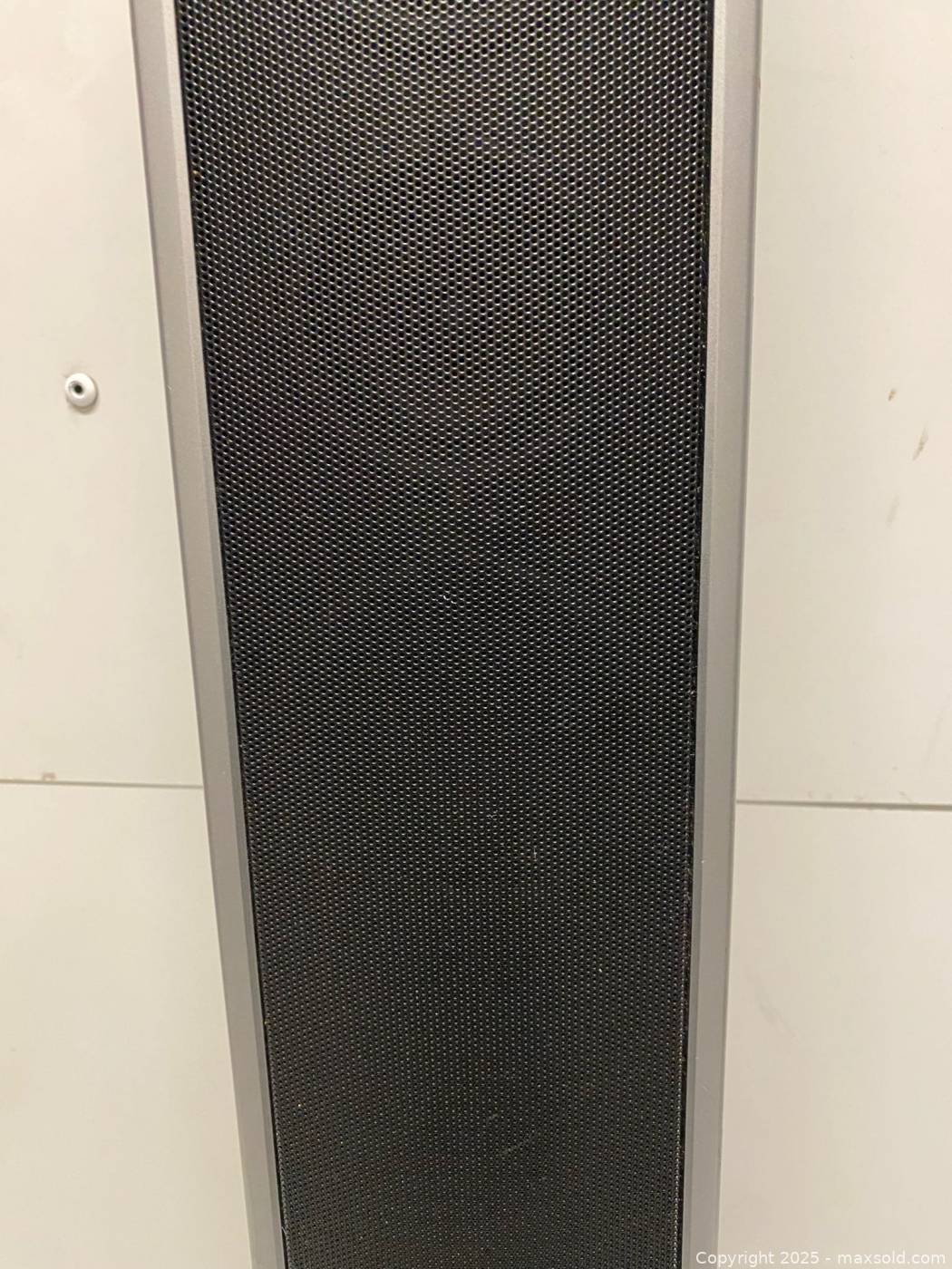 Sony SS-TS83 floor-standing tower speaker | Maxsold