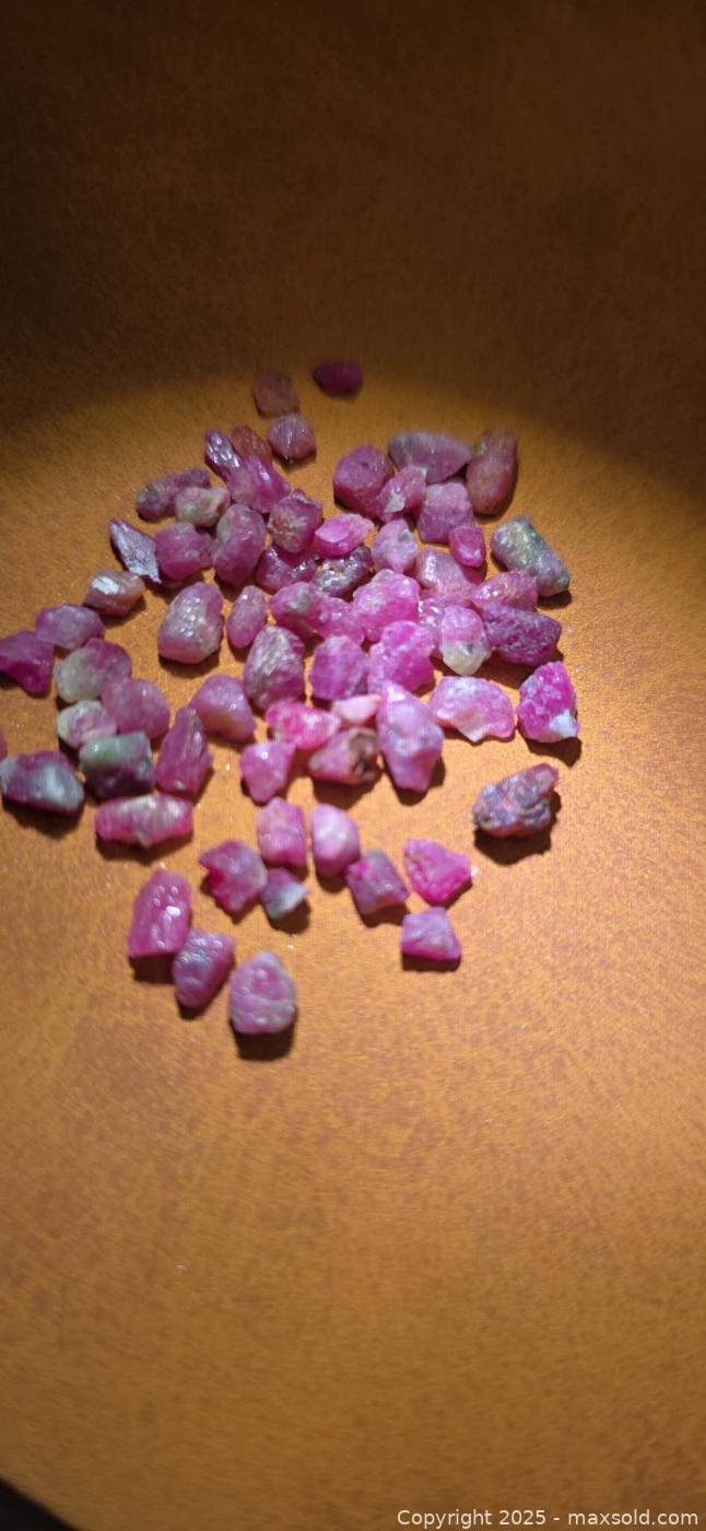 25.30ct natural Tanzanian ruby crystals | Maxsold