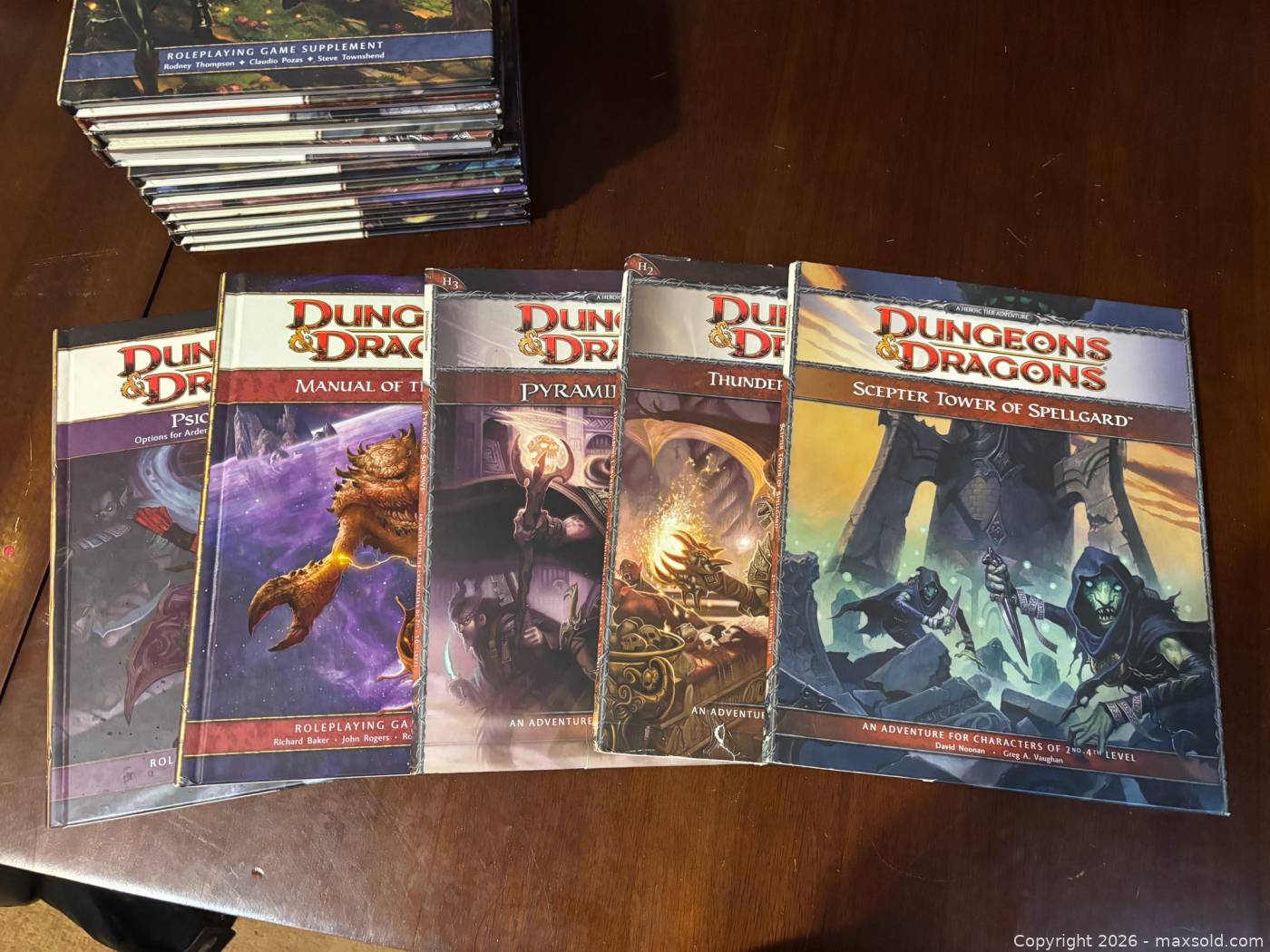 Dungeons & Dragons 4e Softcover Books, 13 | Maxsold