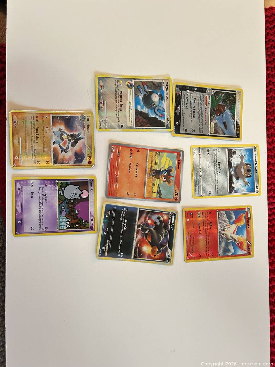 8 shiny Pokémon trading cards | Maxsold