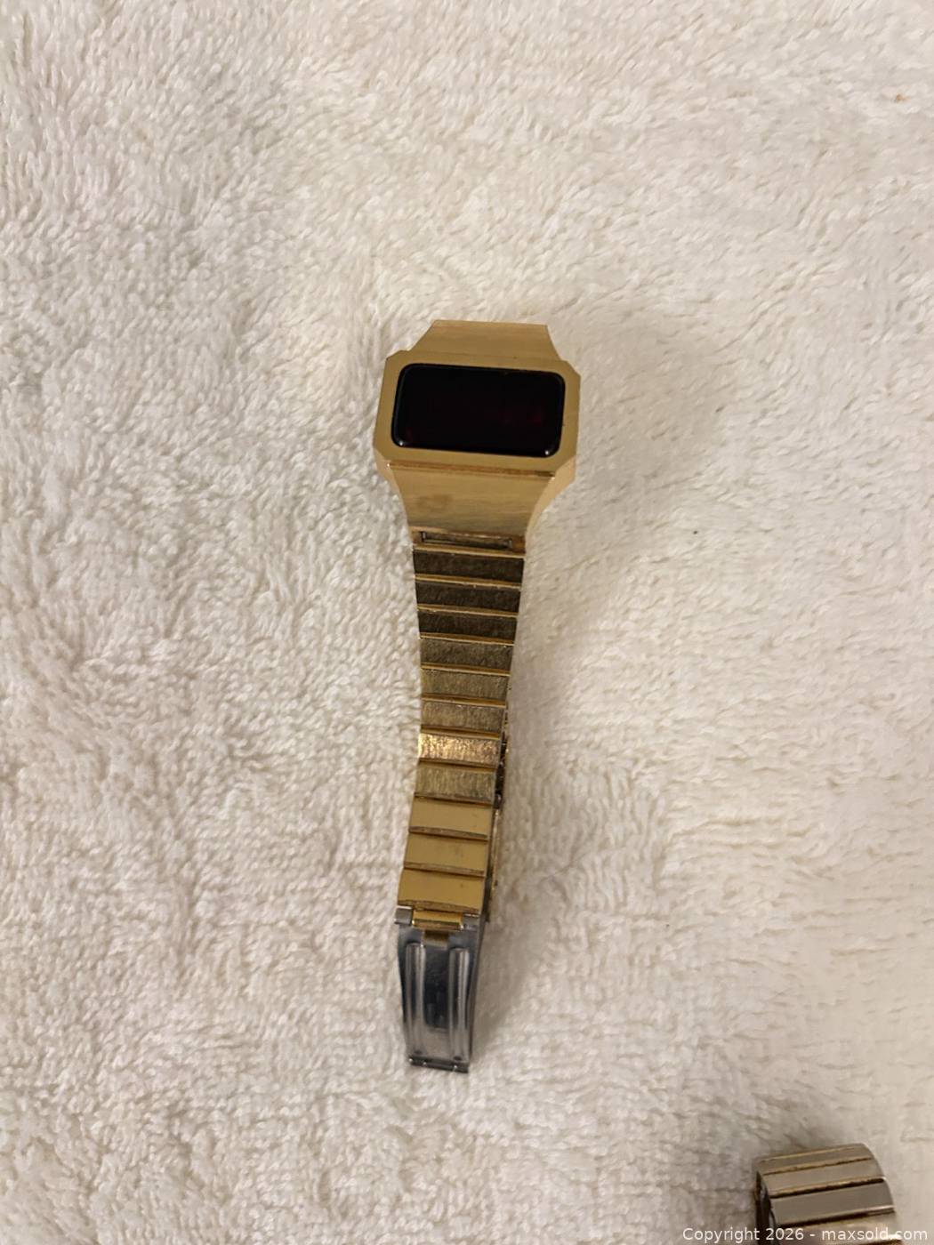 Vintage Timex Red LED Digital Watches | Maxsold