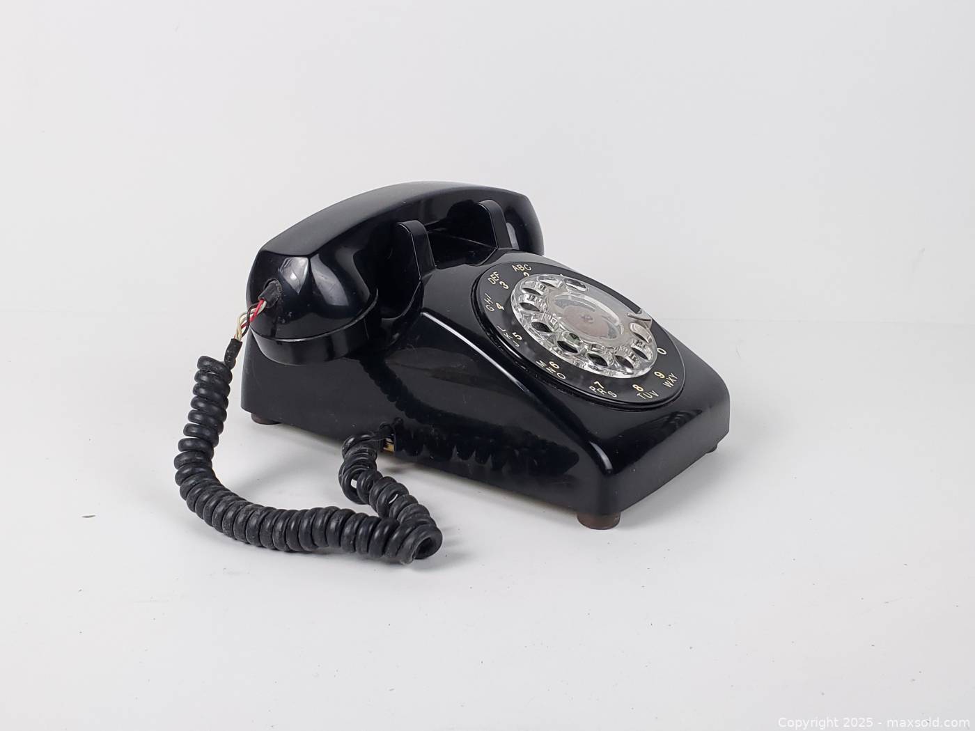Vintage Black Northern Telecom Rotary Phone | Maxsold