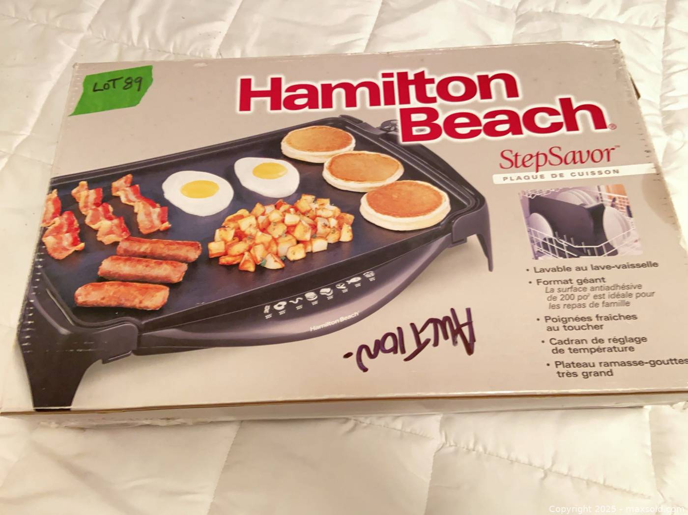 Hamilton Beach StepSavor electric griddle | Maxsold